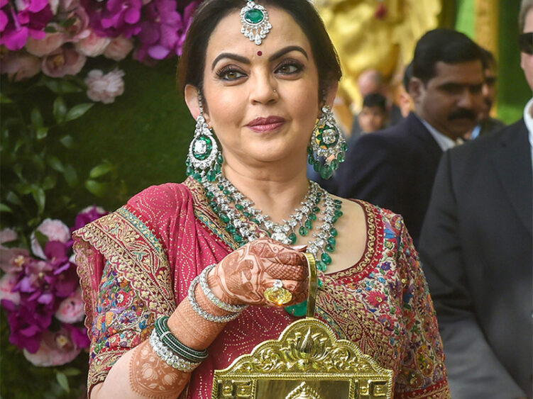 18 Successful And Richest Business Women In India 2022 Awards The 1 Official Awards 18-successful-and-richest-business-women-in-india-2022-awards-the-1-official-awards